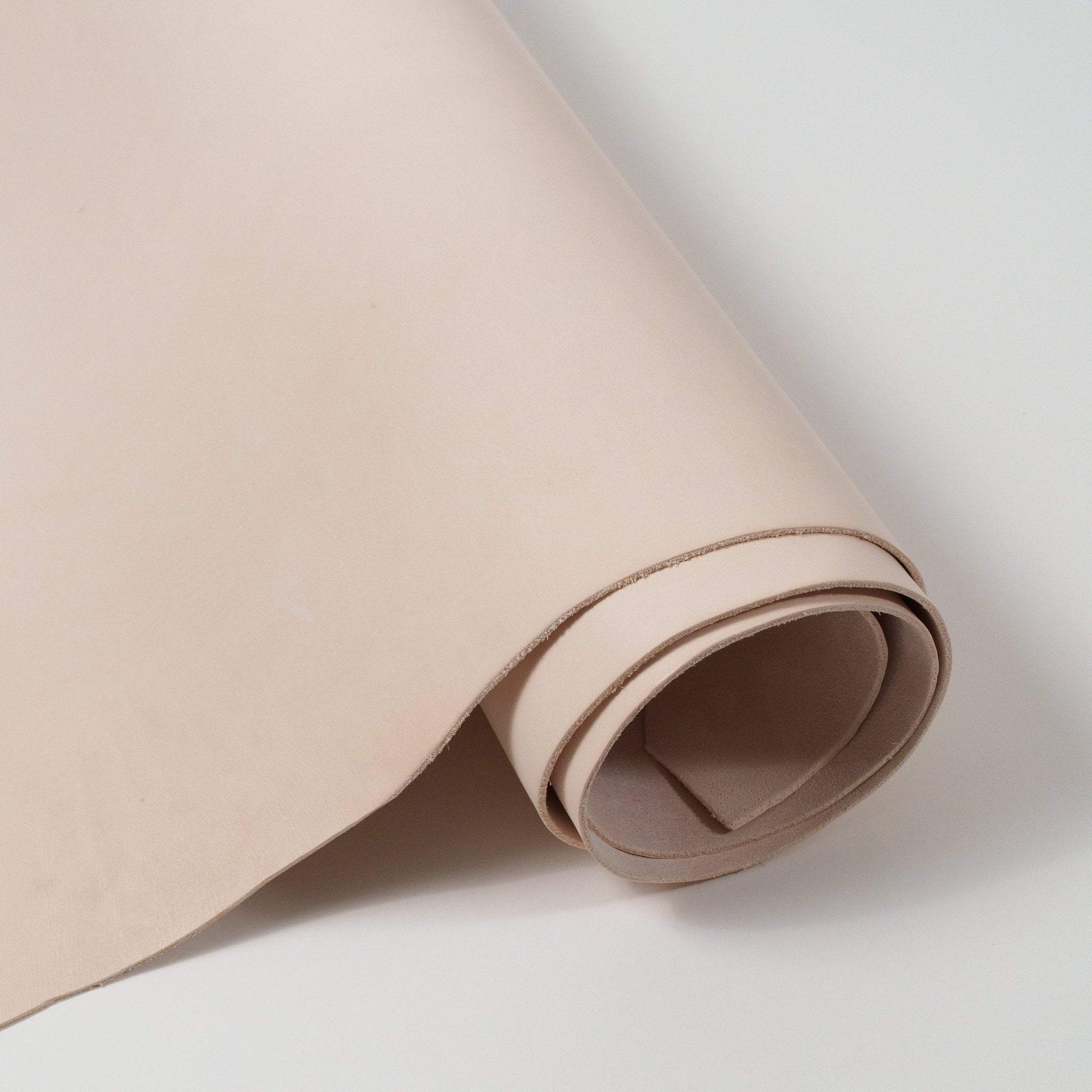 Italian Veg Tan Vachetta Leather Side in Natural Color